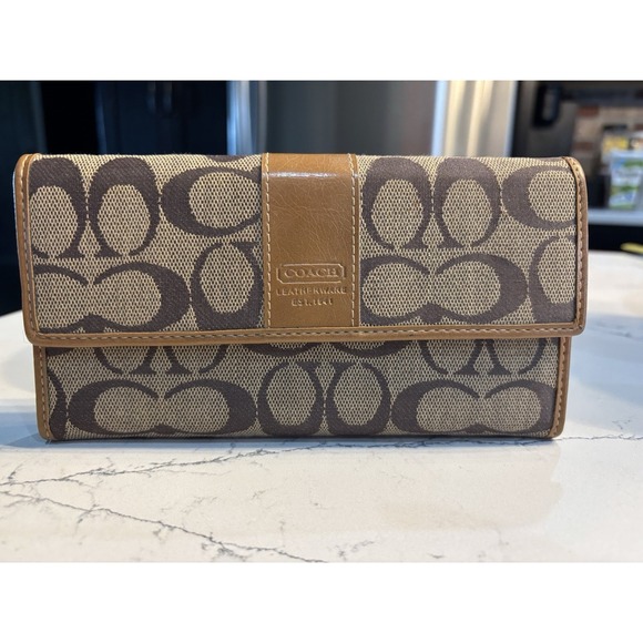 Coach | Bags | Coach Hampton Signature Khaki Canvas Leather Trifold ...